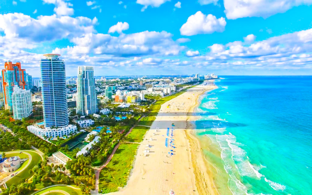 ️ Passagem executiva Latam Airlines voo direto São Paulo a Miami a ...